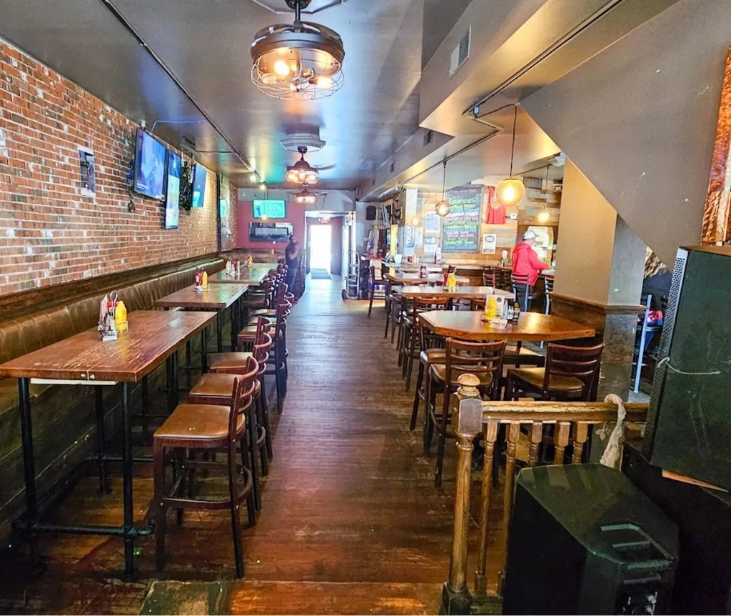Double Take Bar & Grill Happy Hour, Columbus | happyhopper